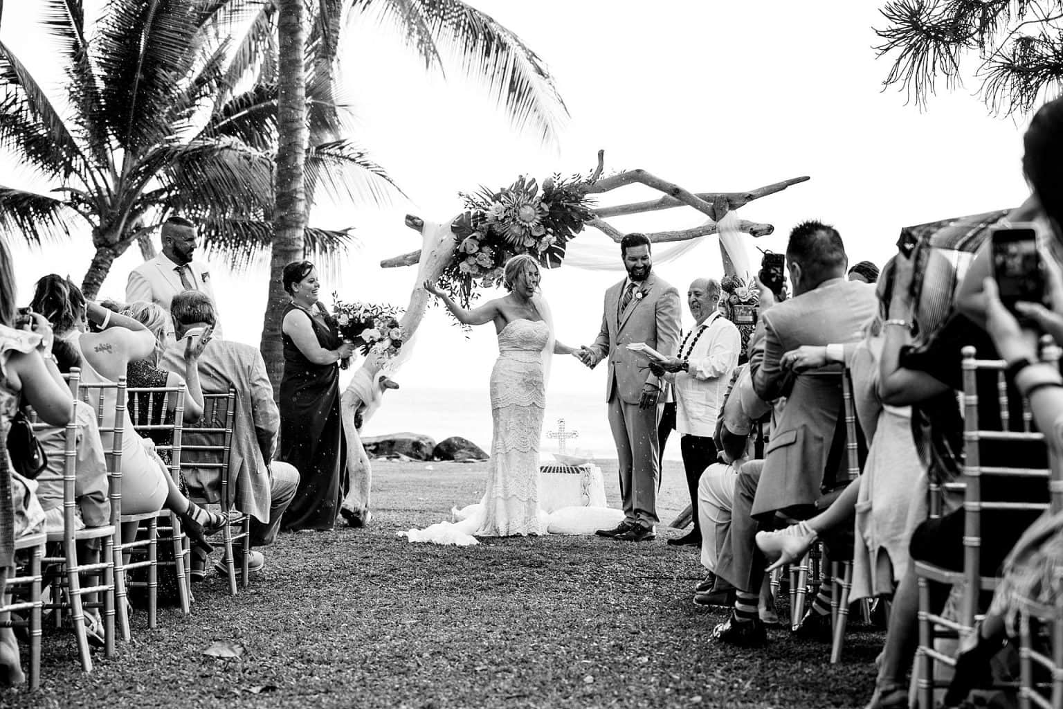 What If It Rains On My Wedding Day Hawaii Wedding Photographer What If It Rains On My Wedding Day Hawaii Wedding Photographer