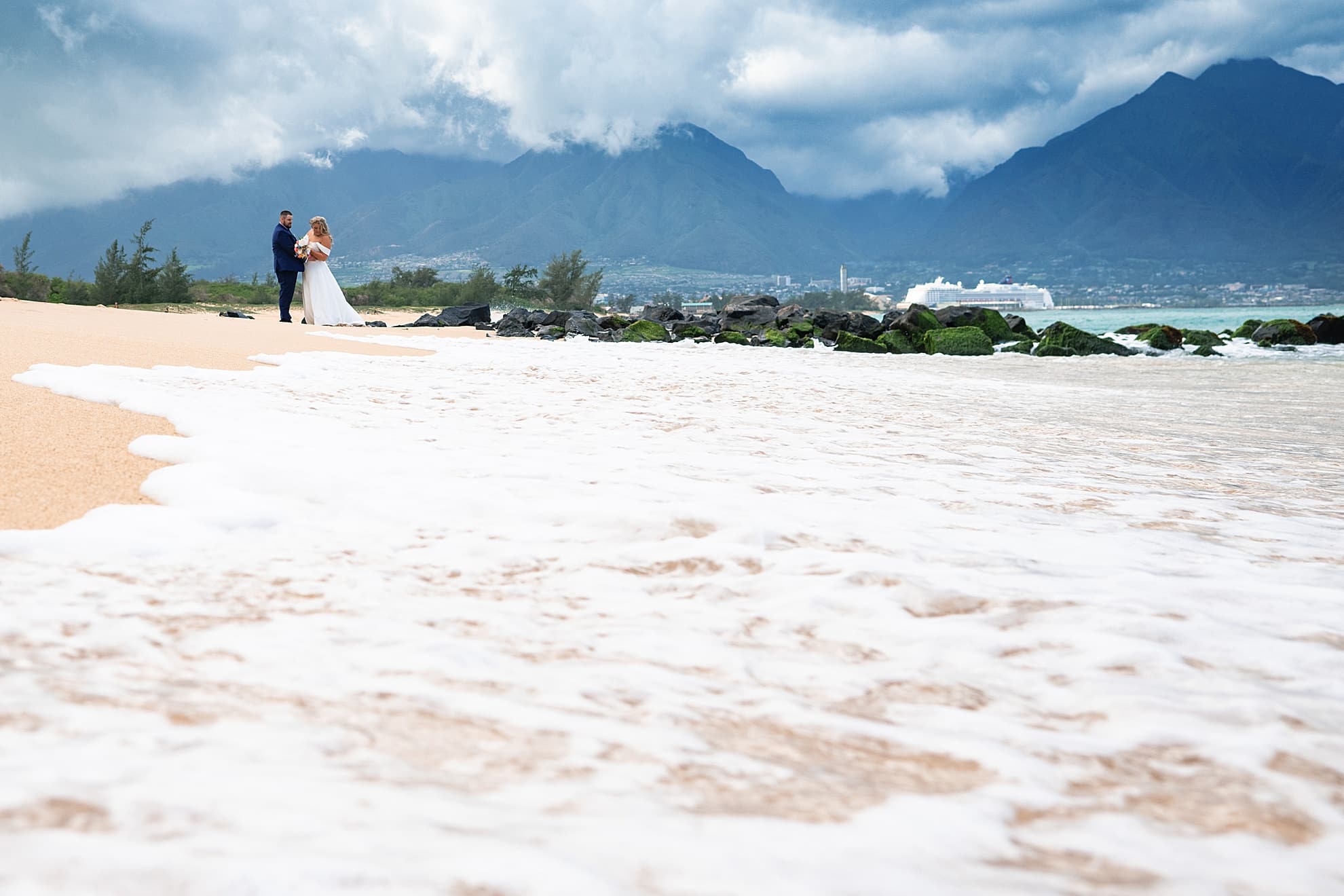 Hawaii Elopement Photographer | Abby & Mike | Hawaii Wedding Photos