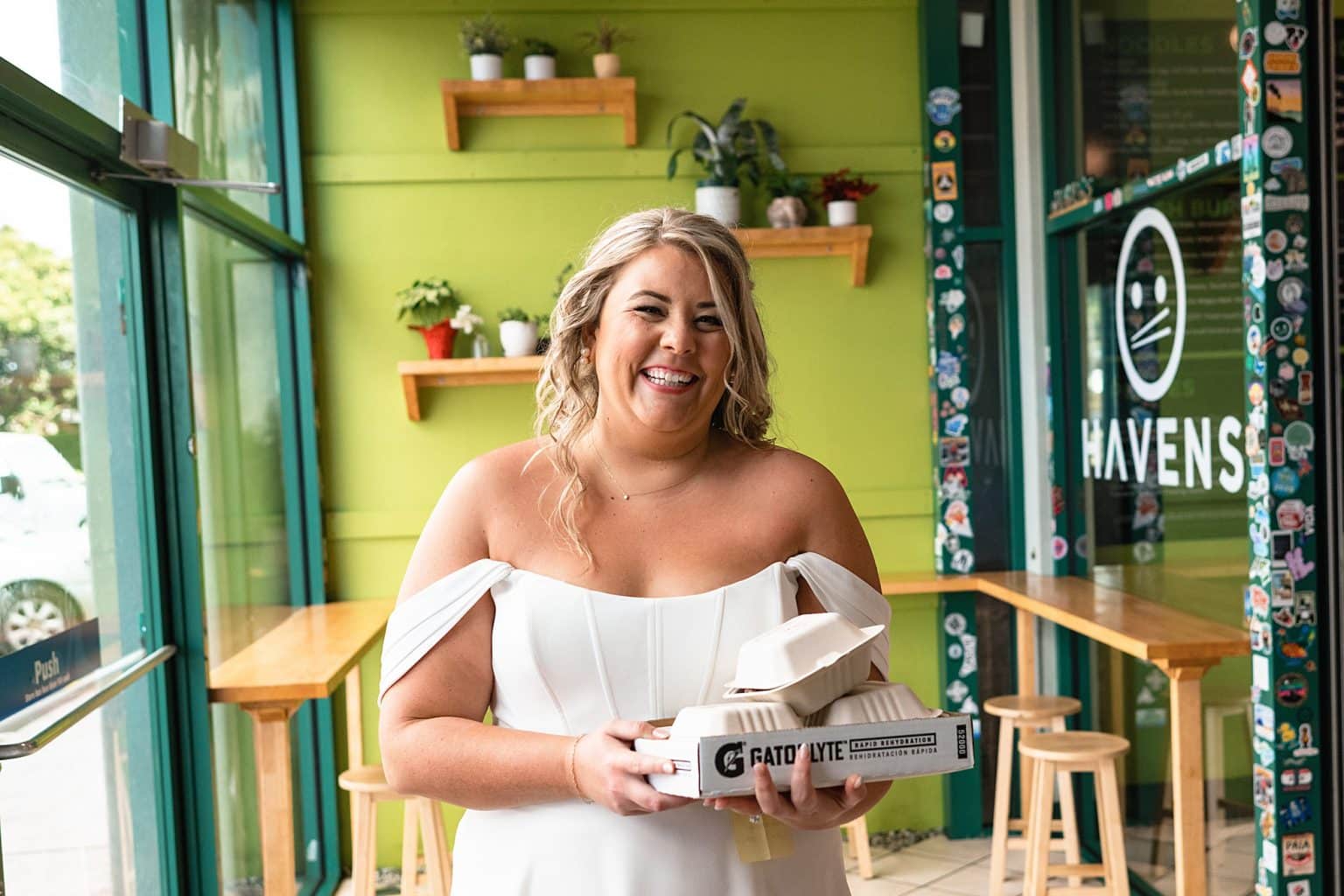 Hawaii Elopement Photographer | Abby & Mike | Hawaii Wedding Photos